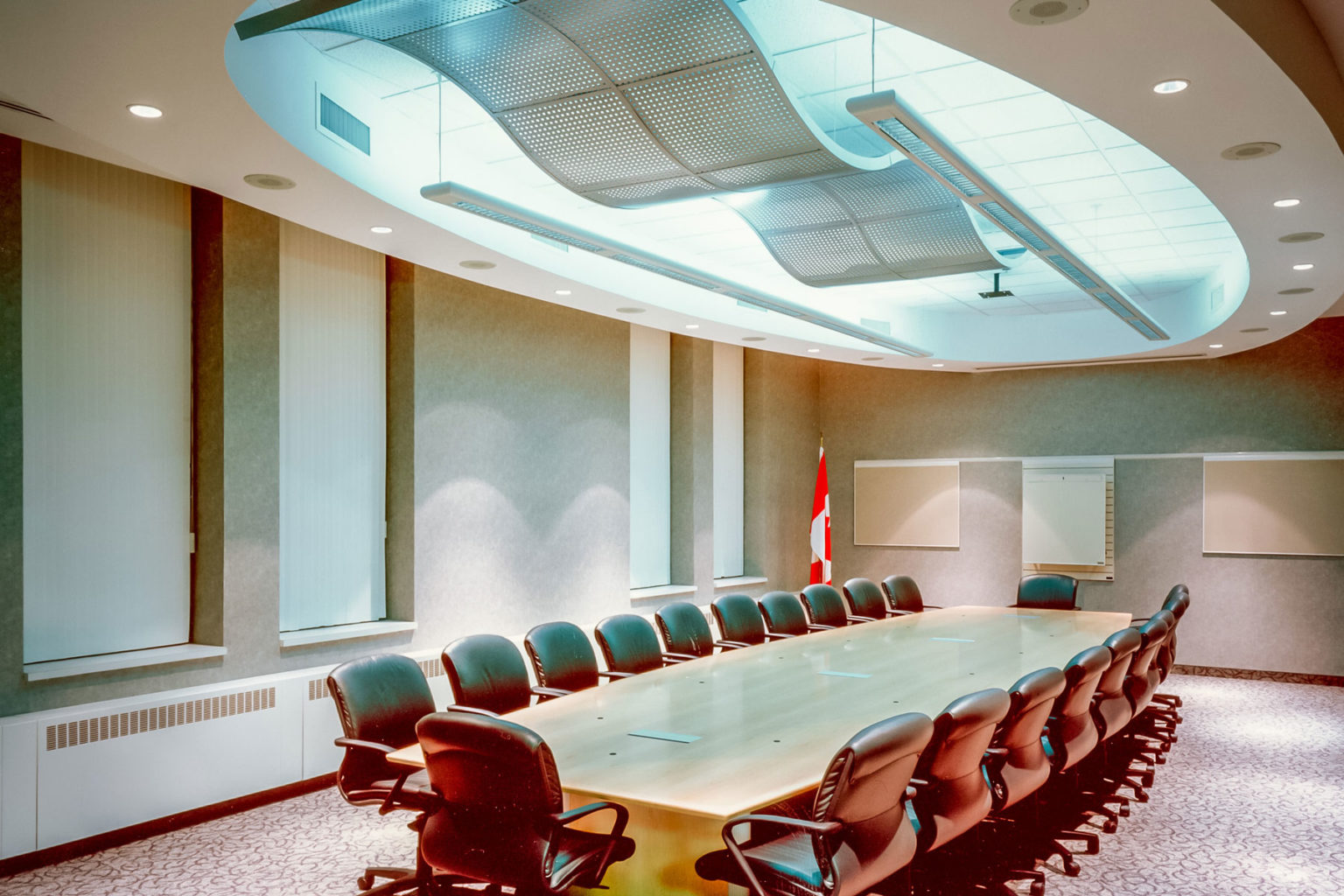 One Front Street Interior Retrofit - Strasman Architects Inc.